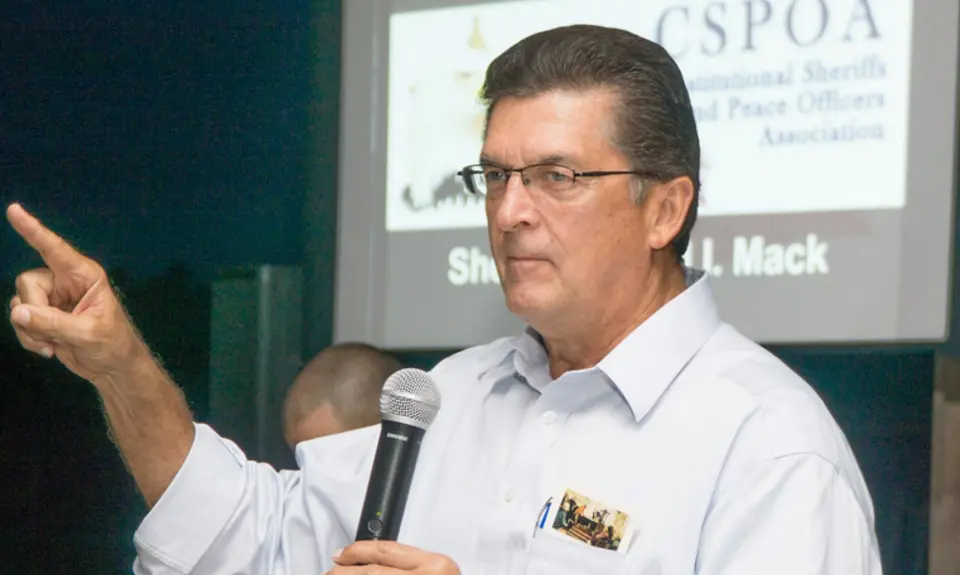 Richard Mack Says County Sheriffs Must Start 'Taking Over' Major Cities ...